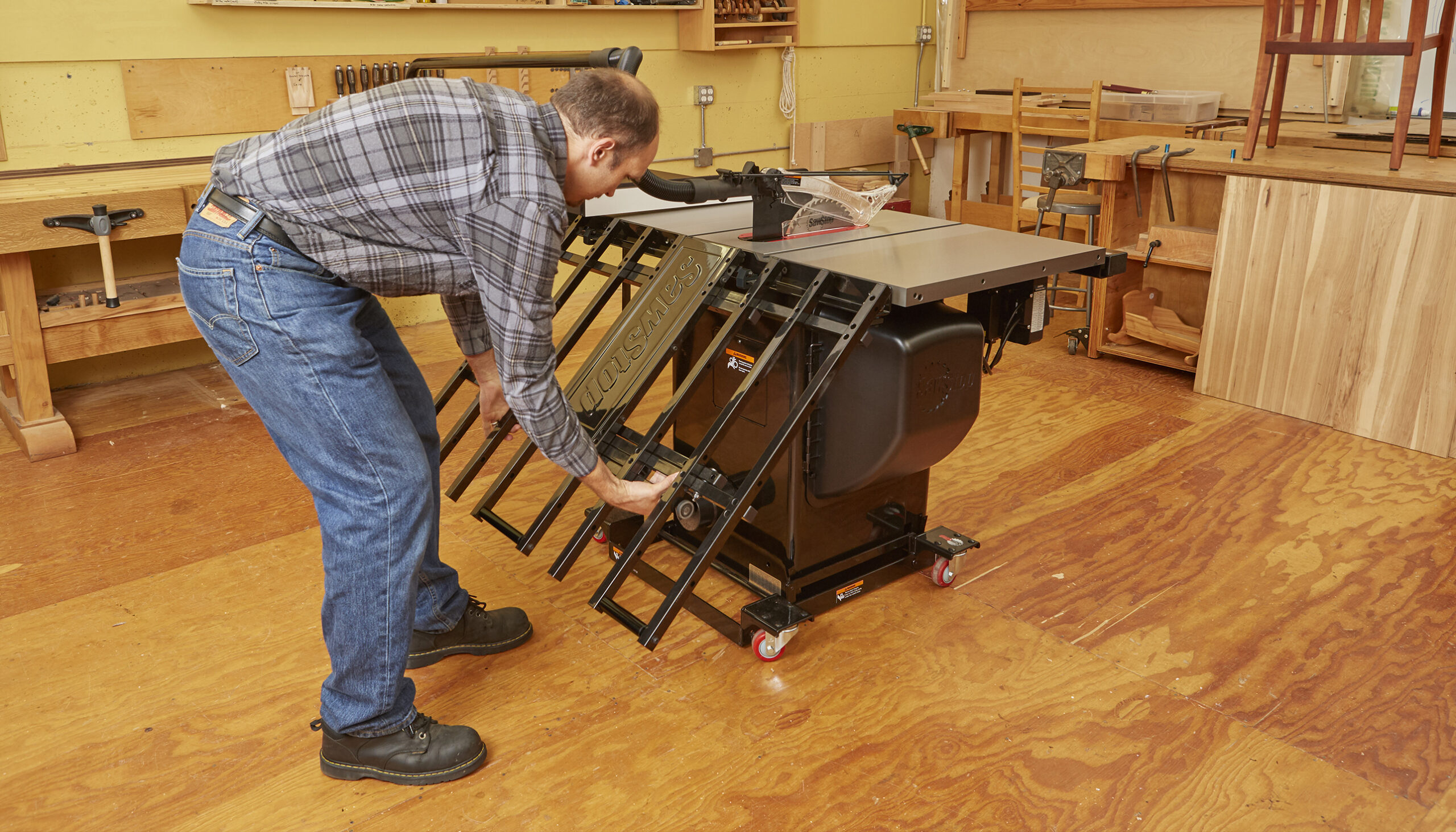 Folding Outfeed Table – Saw Sales